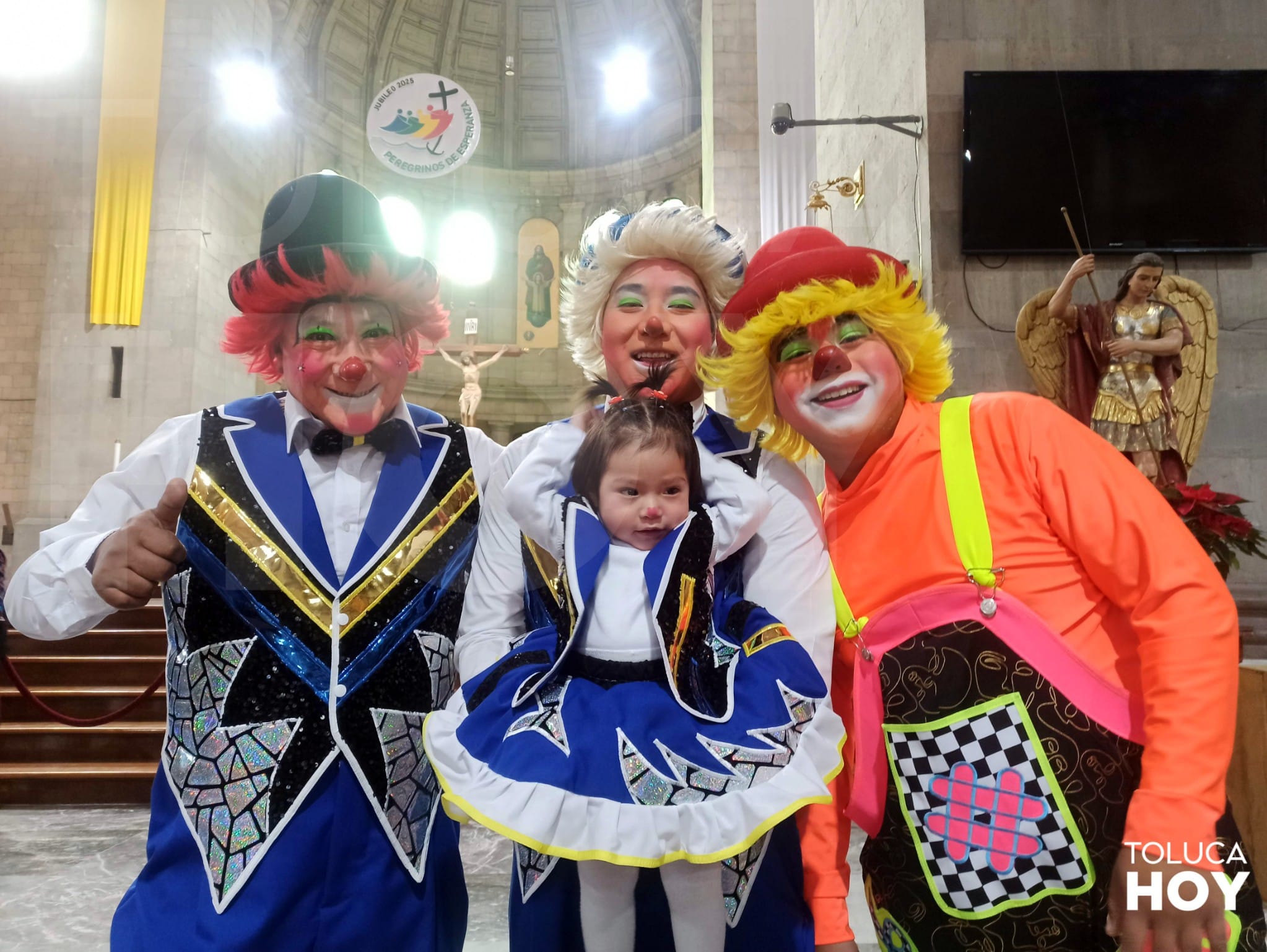 Ser payaso es un arte. Con orgullo celebran su día en familia - Toluca Hoy